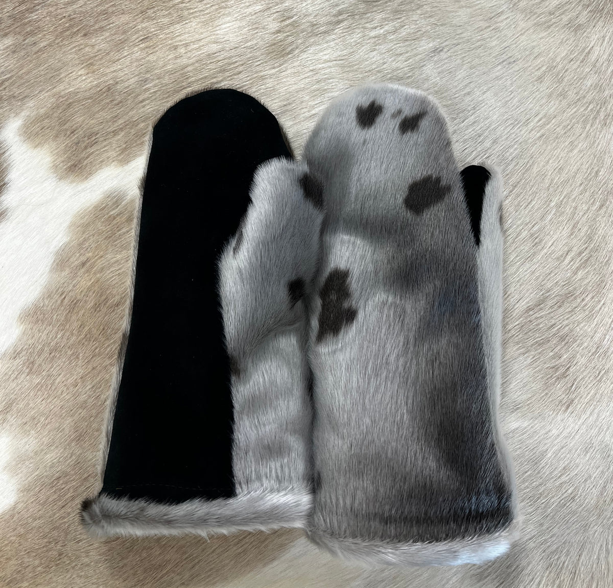 SEAL SKIN MITTS - WOMEN – Western Fur Shop